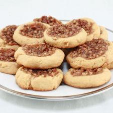 Pecan Praline Cookies with Brown Sugar Frosting Recipe - (4.3/5)