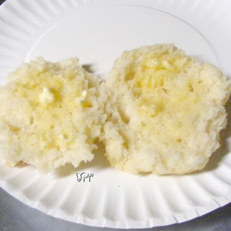 Big, Fluffy Buttermilk Biscuits Recipe - (4.1/5)